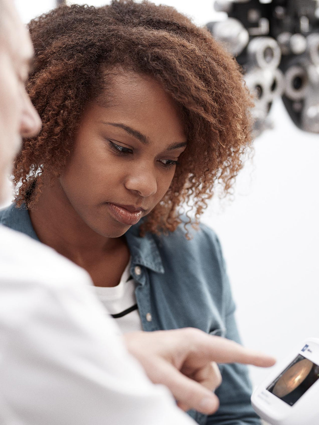 Welch Allyn RetinaVue Handheld Vision Screener - Save at — Tiger Medical